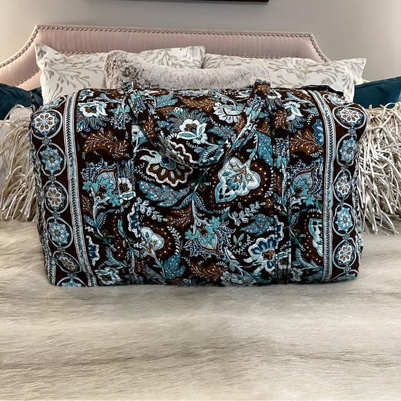 Vera Bradley | Bags | Vera Bradley Java Blue Large Duffle Bag 2 Handles ...